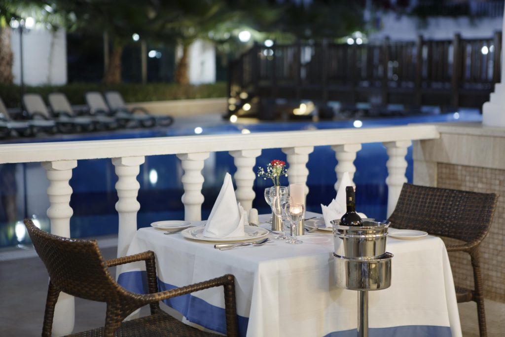 Alba Queen Hotel - Restaurant & Bar - Alba Hotels